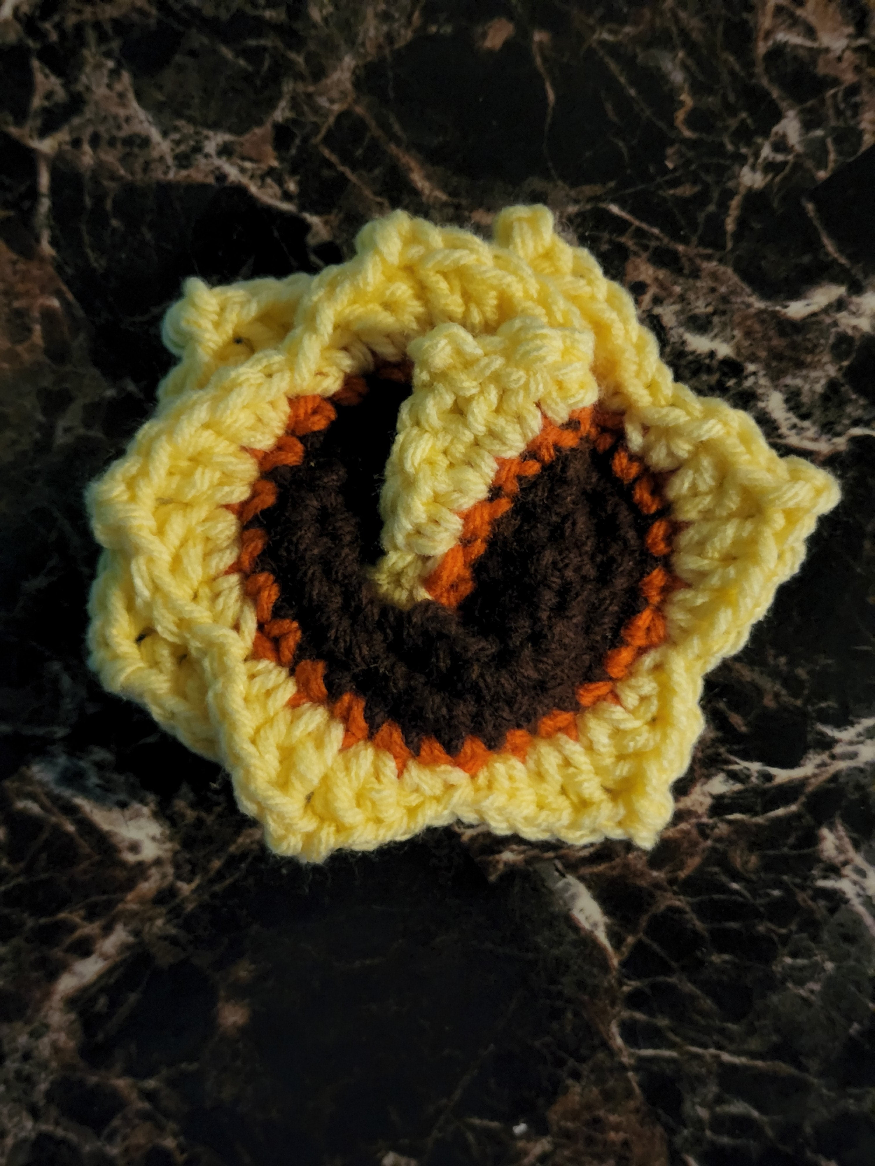 Crochet Flower Fidget Spinner | Kuriosity Cabinet